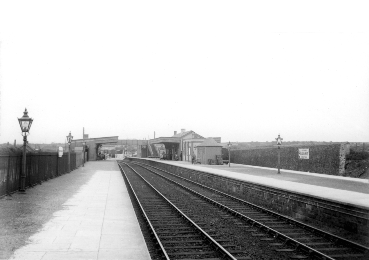 Gwinear Road – The Eric Curnow Collection